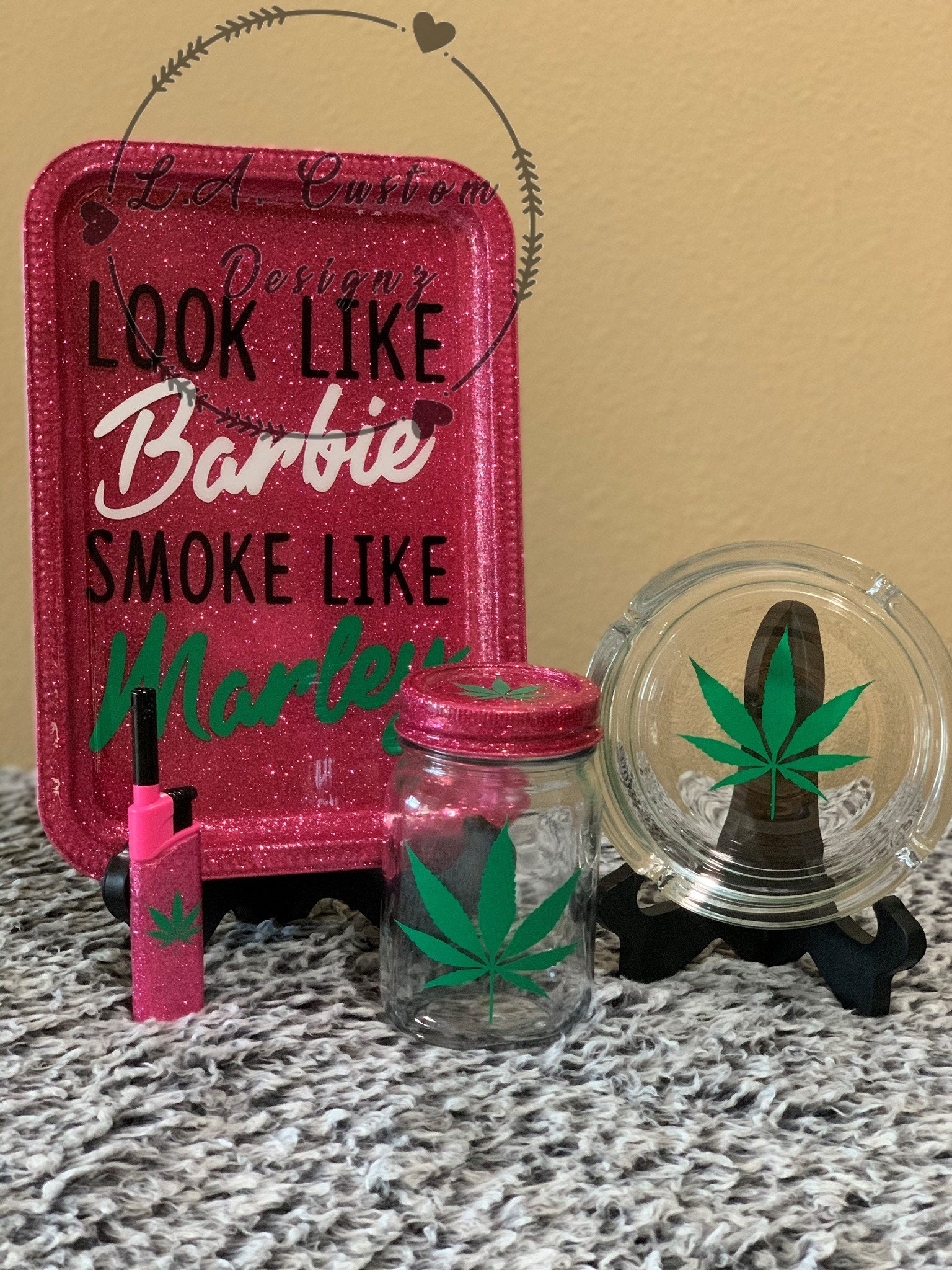 Pareces Barbie Y Fumas Como Marley
