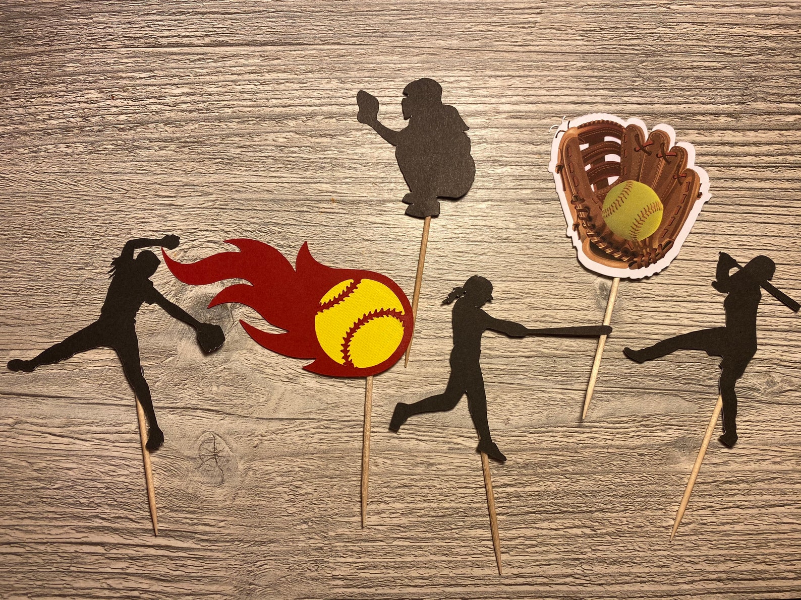 Set of 12 Softball or Baseball Team Party Cupcake Toppers - Etsy