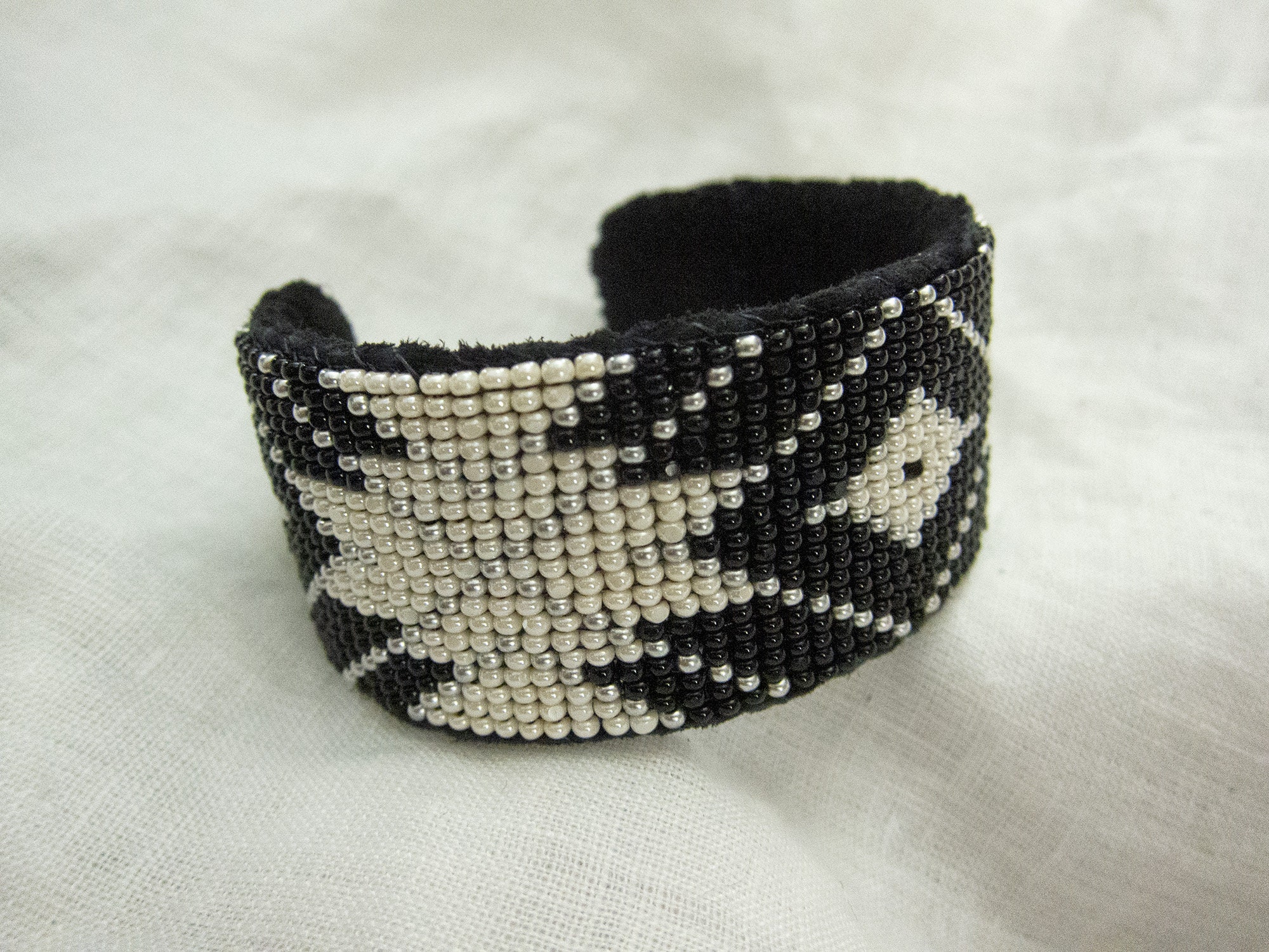 Handmade Beaded Cuff Bracelet - Pearl, Black & Silver - Etsy