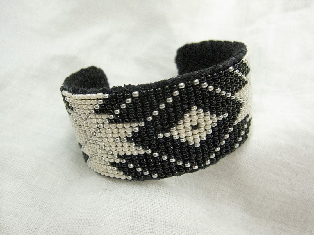 Handmade Beaded Cuff Bracelet - Pearl, Black & Silver - Etsy