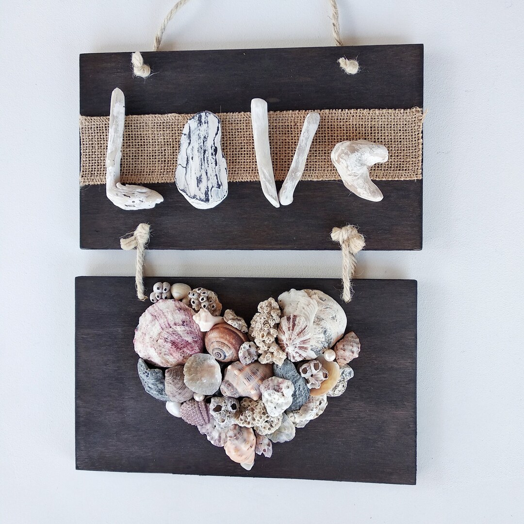 Small Driftwood and Sea Shell Hanging Sign, Beach House Wall Decor ...