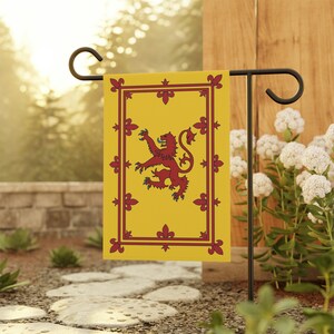 Lion Rampant Garden Banner: Royal Arms of Scotland - Etsy