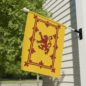 Lion Rampant Garden Banner: Royal Arms of Scotland - Etsy