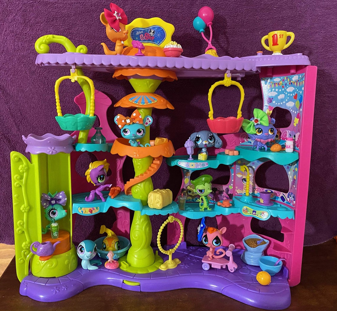 Littlest Pet Shop CIRCUS Round N' Round Pet Town COMPLETE - Etsy