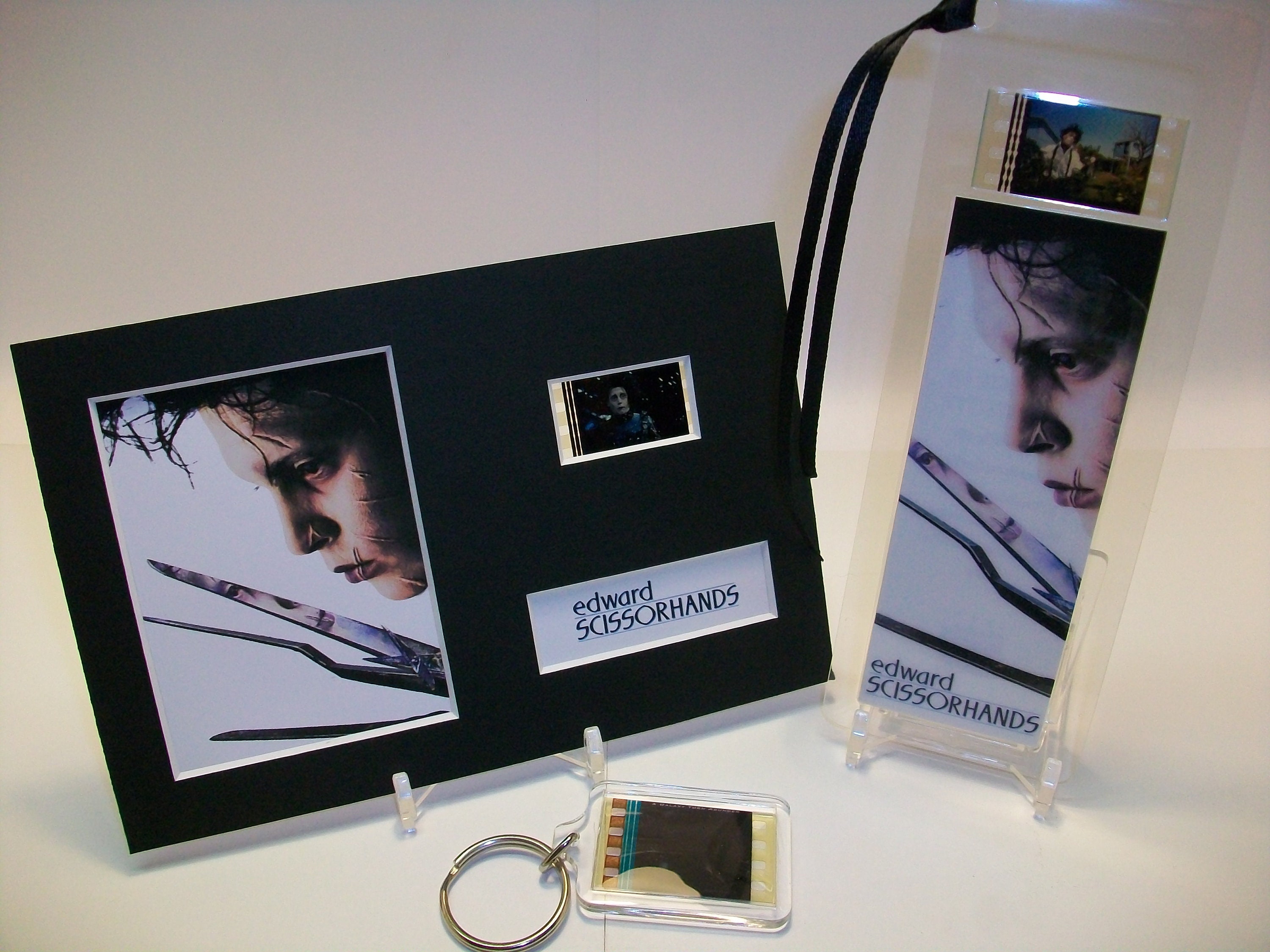 EDWARD SCISSORHANDS Film Cell 3 Piece Set - Complements Poster Movie ...