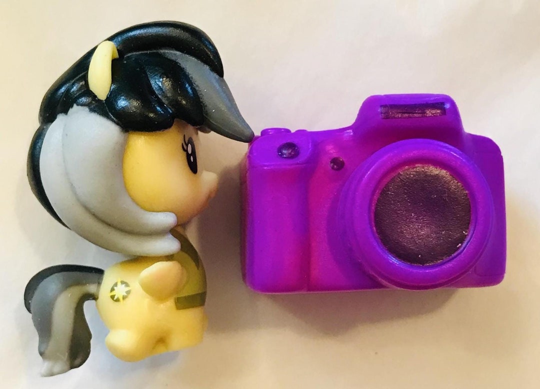 My Little Pony Cutie Mark Crew DARING DO With CAMERA - G4, Sightseeing ...
