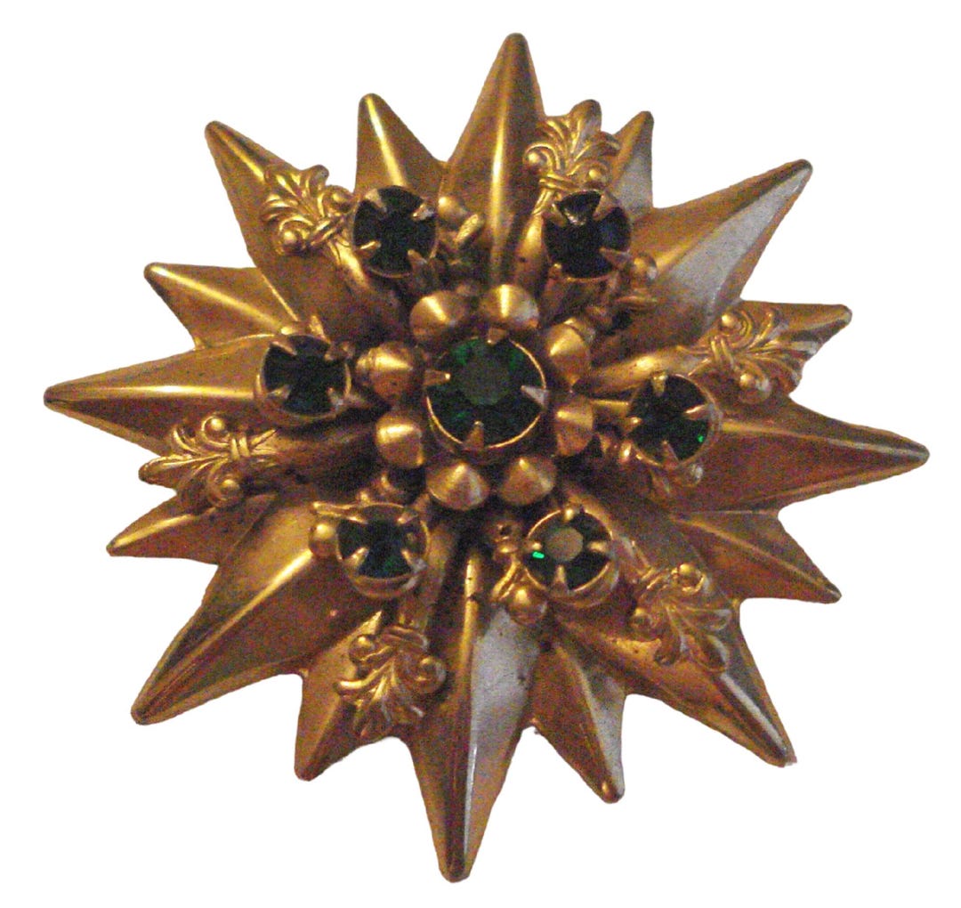 Vintage 1940s Gold Tone Elaborate Star Brooch Emerald Green Rhinestones ...