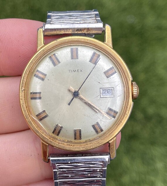 1970s Vintage Timex Mechanical Men’s Date Watch 16560… - Gem