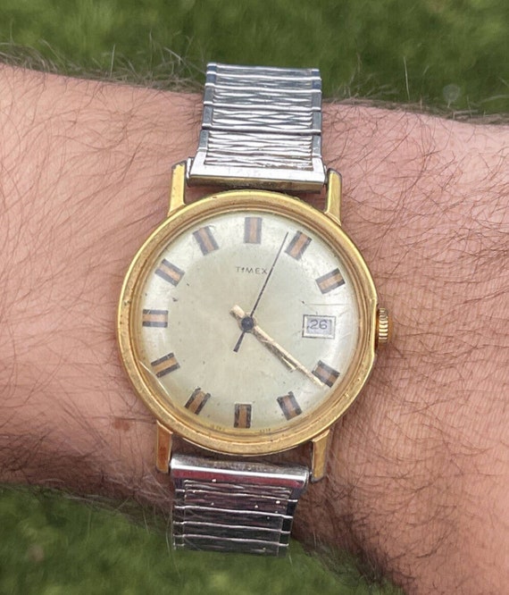 1970s Vintage Timex Mechanical Men’s Date Watch 16560… - Gem