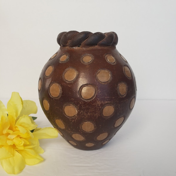 Chulucanas Peru Art Pottery Vase - Etsy