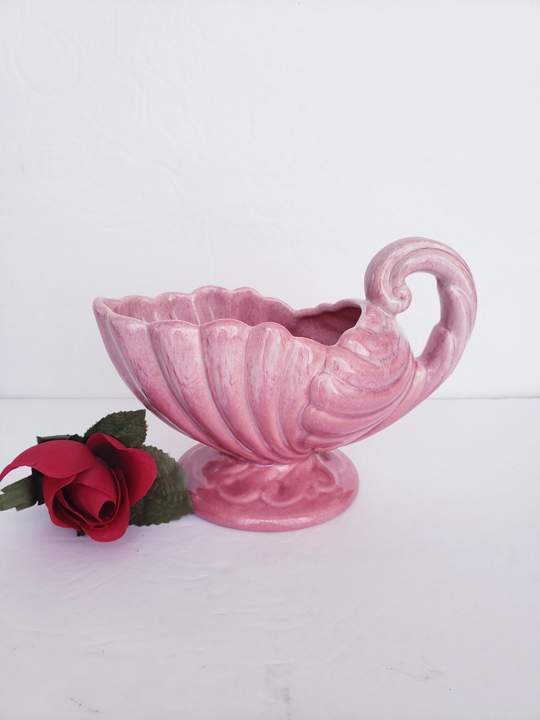 Vintage Haeger Ceramic Pottery Cornucopia Shell Planter, Pink Marbled ...