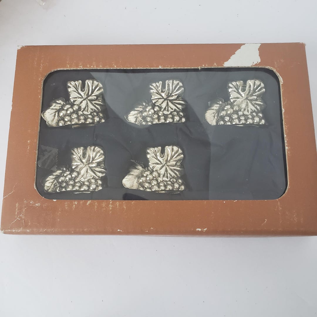 Vintage Silea Silver Plated Place Card Holders, Grapes and Leaf Design ...