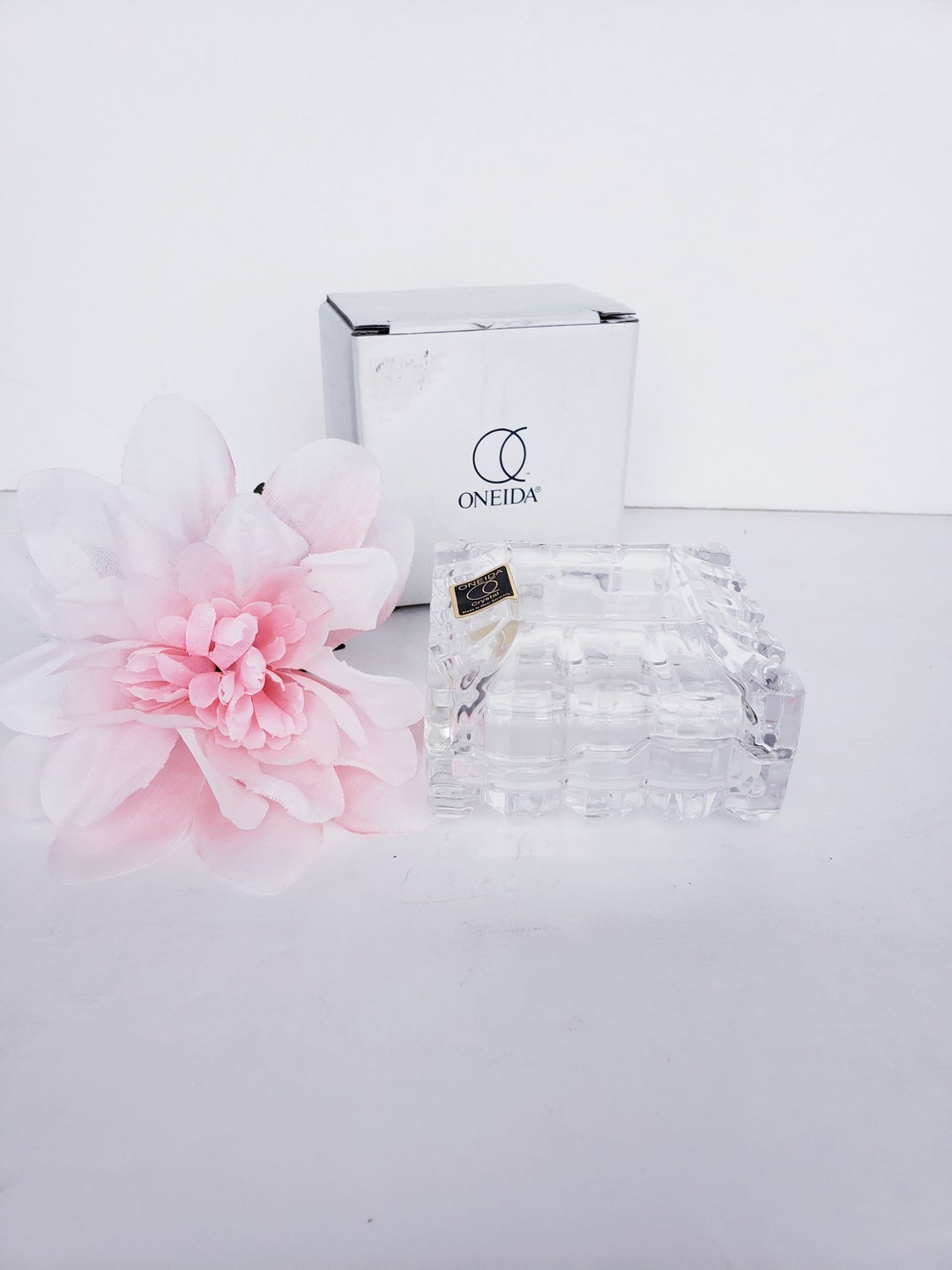 Vintage Oneida Crystal Trinket Box With Lid, Lead Crystal, Made in ...