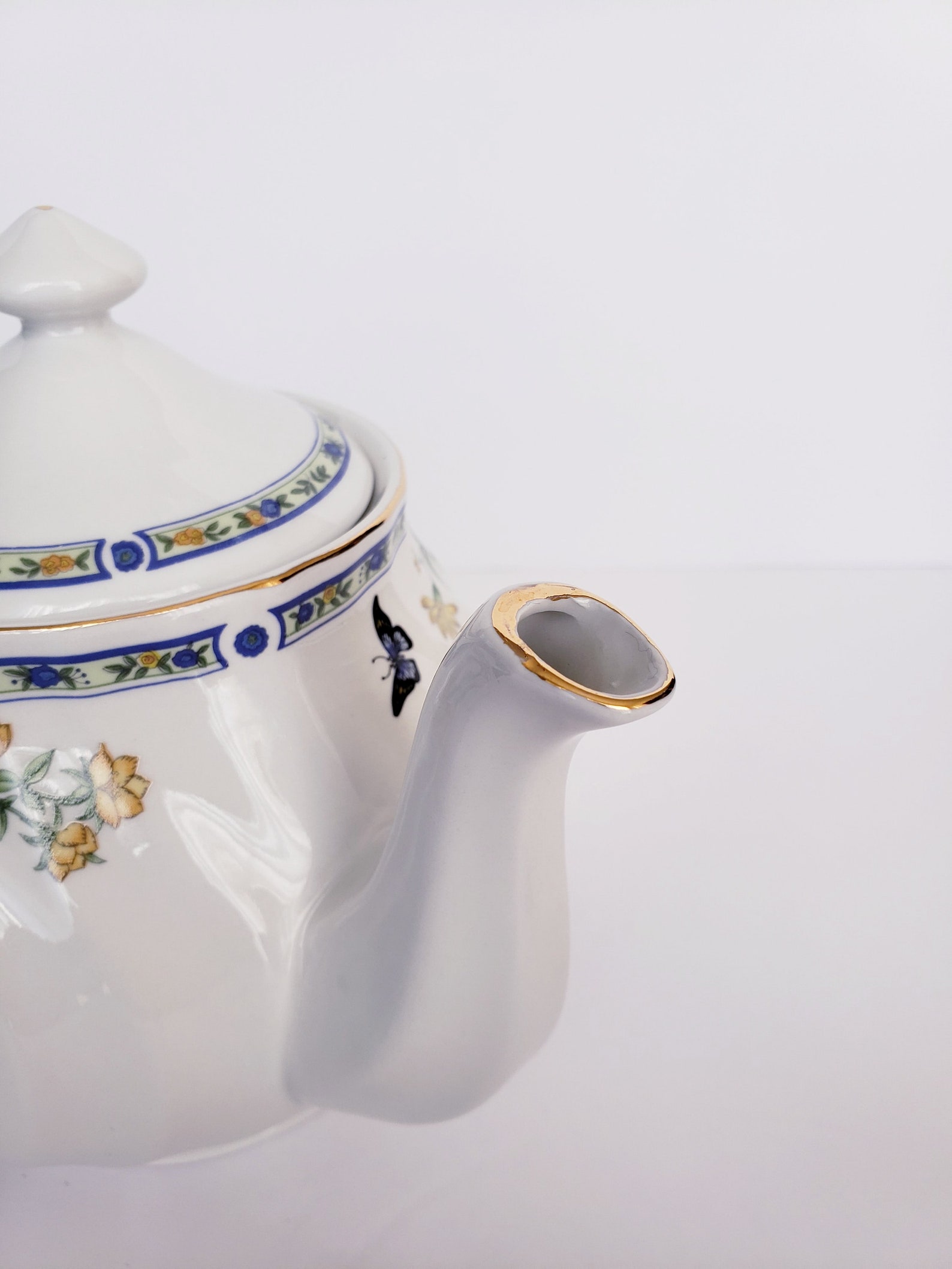 Truly Tasteful Fine China Teapot Swirls and Flowers Gold - Etsy