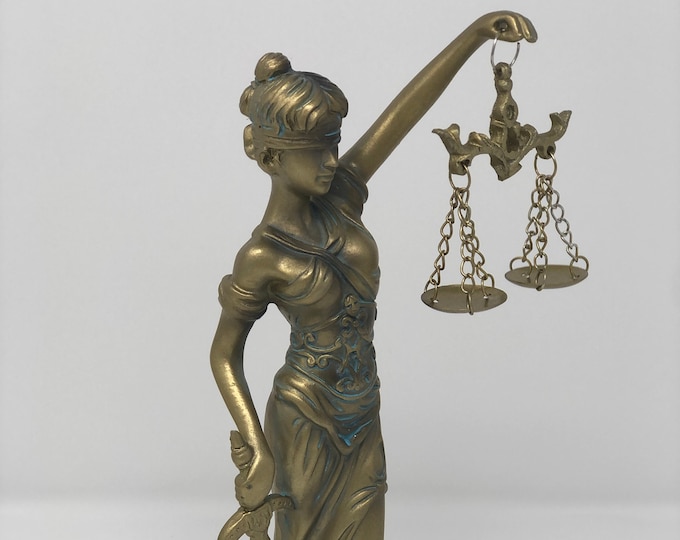 Lady Justice Statue - Greek Roman Goddess of Justice - Blindfold, Beam ...