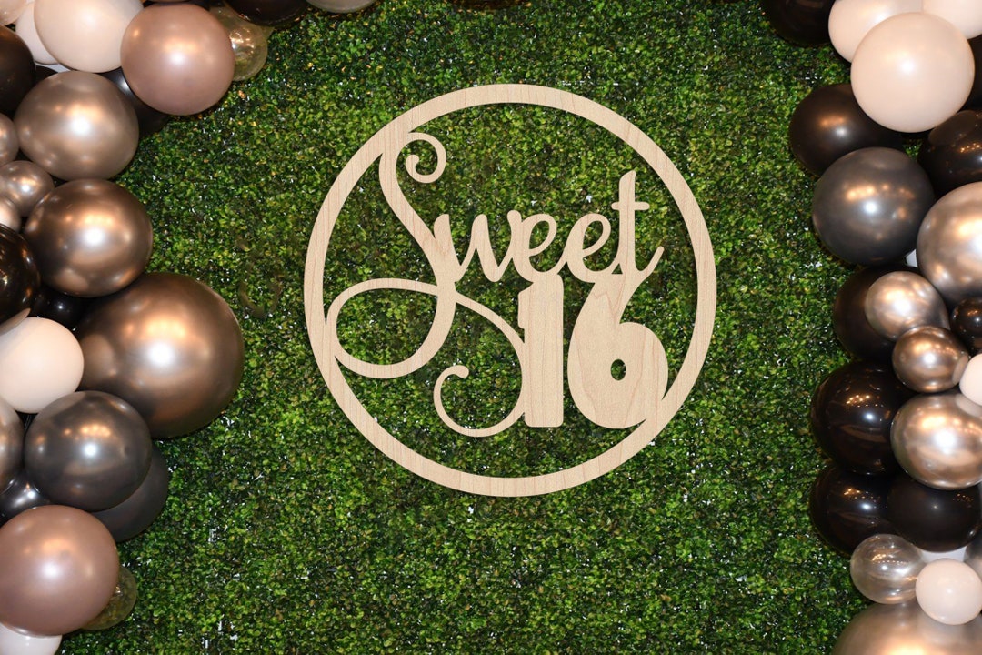 Sweet 16 Circle Wooden Backdrop Sign - Backdrop Decoration, Wooden Wall ...