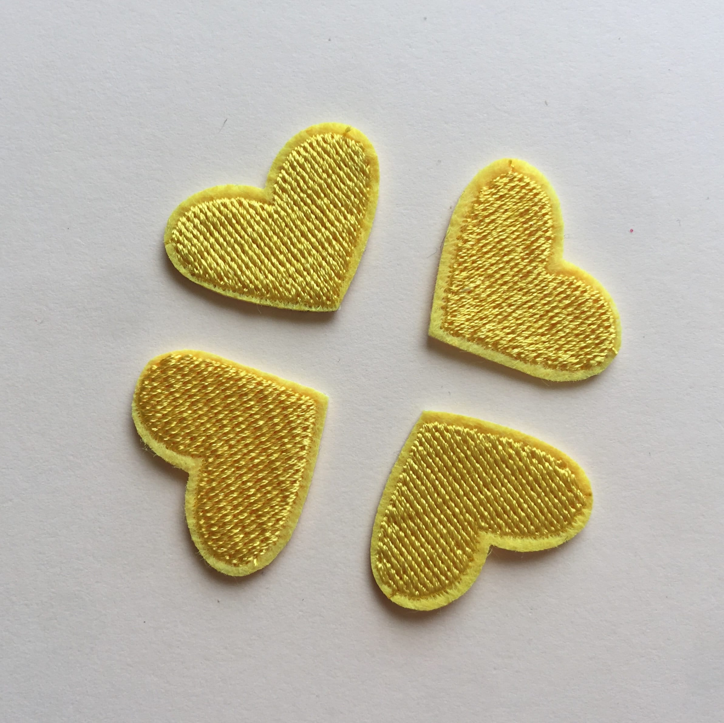 Set of 4 Hearts Iron on Sew on Full Embroidered Patch Appliqués Badge ...