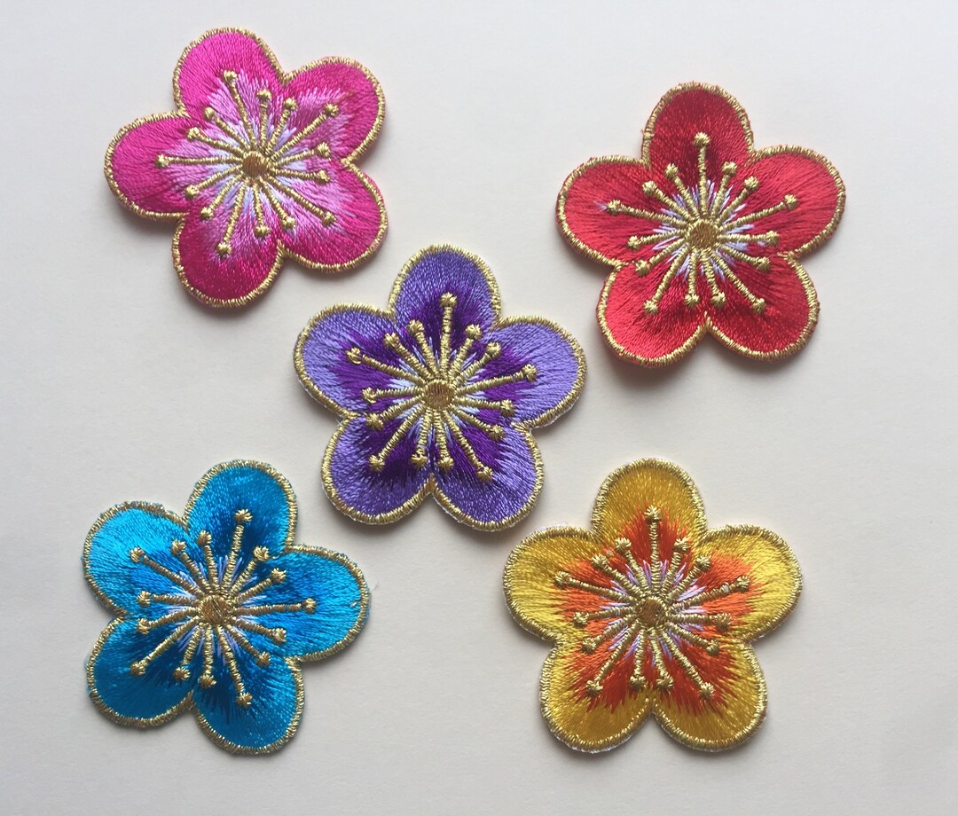 Embroidered Plum Blossom Patch: Iron on Sew on Appliqué (4.8cm) - Etsy