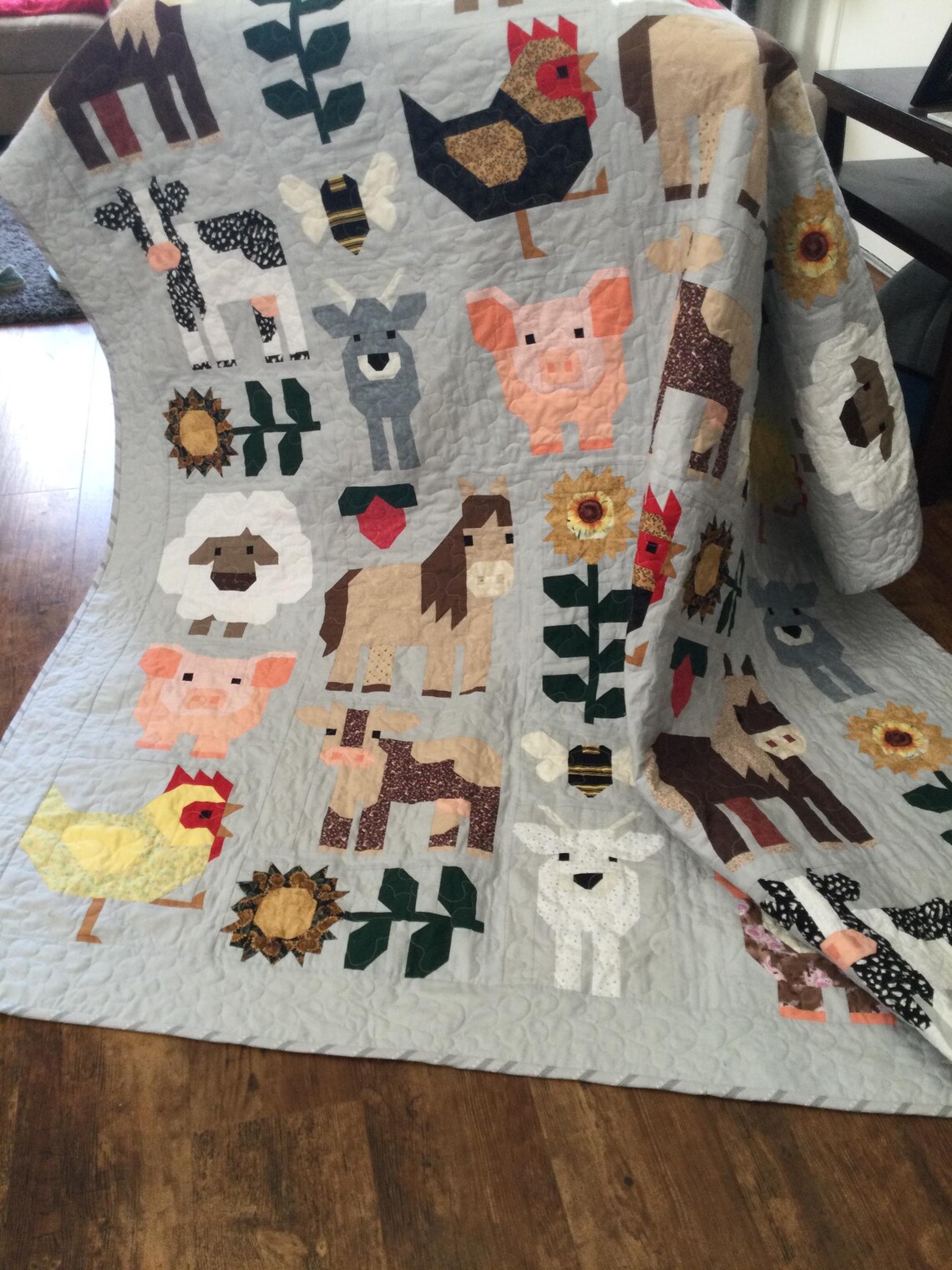 Fab Farm Queen Quilt. Custom Order Only. I Am Putting Together Another ...