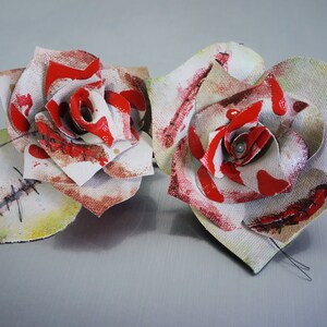 Fake Human Skin Halloween Flowers, Gory Halloween Prop, Bloody Roses ...