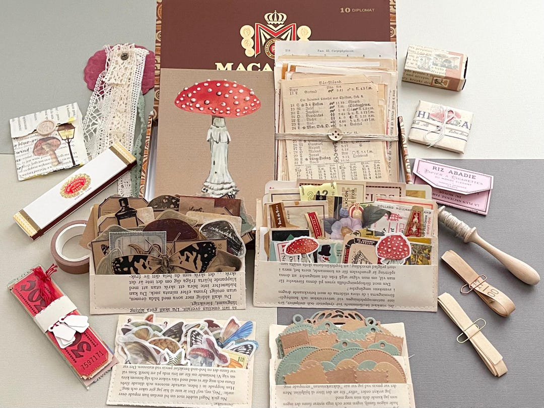 300 Pieces of Vintage, Antique and Handmade Items Packed in a Gorgeous ...