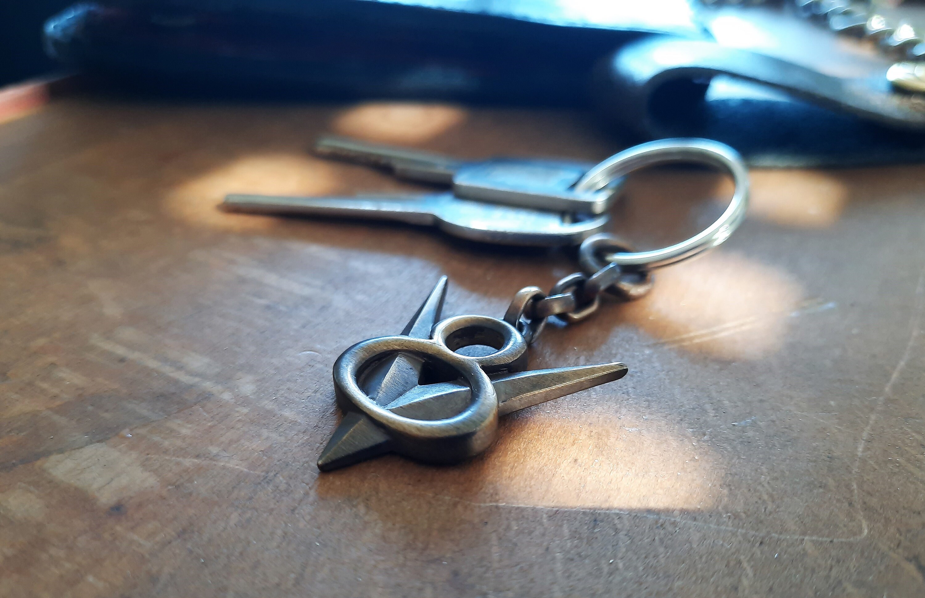 V8 Keychain Pendant Emblem Chevrolet Dodge Buick Pontiac Mopar - Etsy