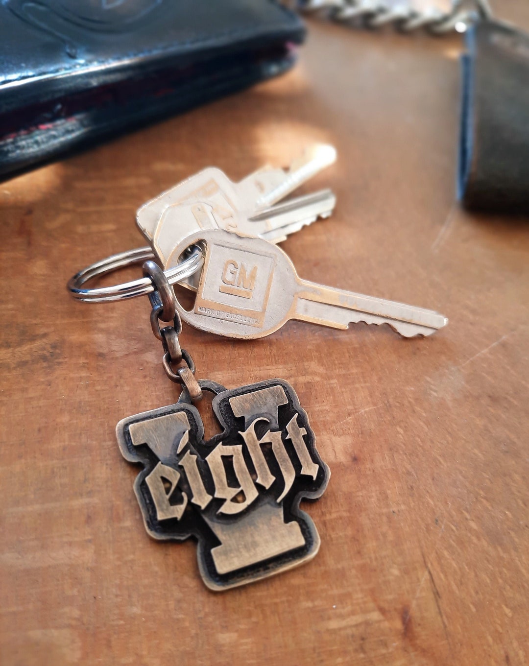 V8 Keychain Pendant Emblem for Chevrolet, Dodge, Buick, Pontiac, Ford ...