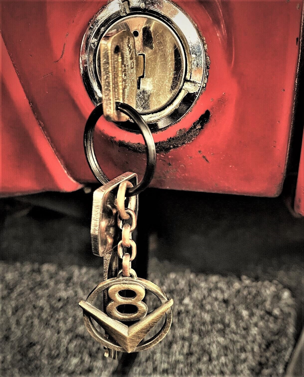 V8 Keychain Pendant Emblem Chevrolet Dodge Buick Pontiac Mopar Ford ...