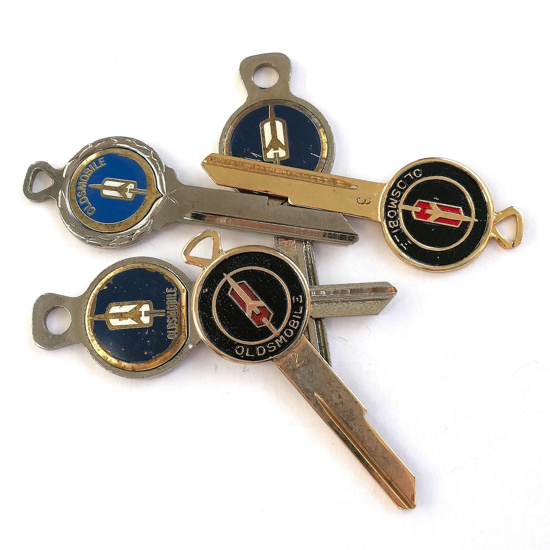 Vintage Oldsmobile Key Blank | Olds Delta | 442 | 88 | 89 | Cutlass ...
