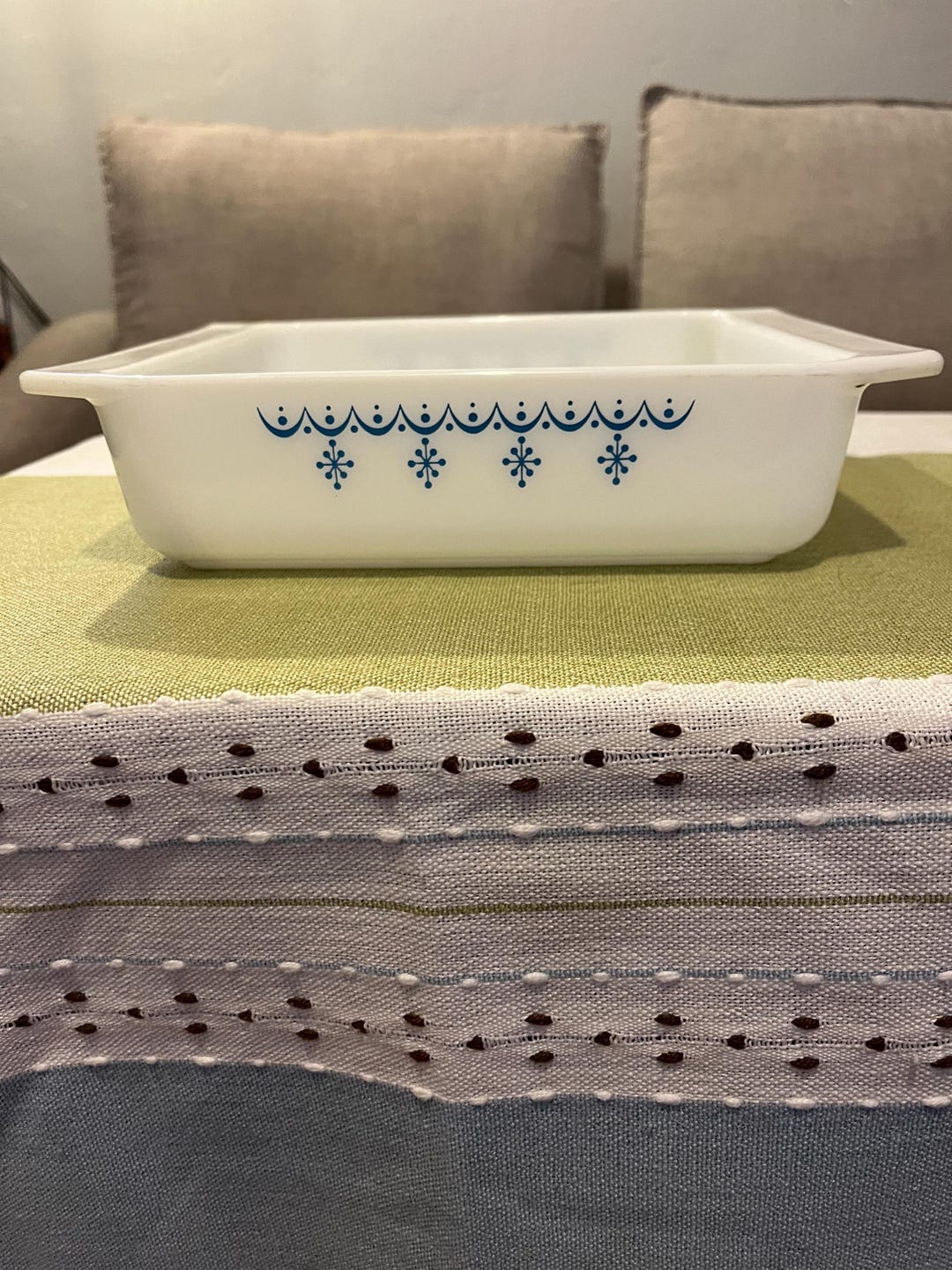 Vintage PYREX Glass Baking Dish Pan 922 Snowflake BLUE GARLAND Square 8 ...