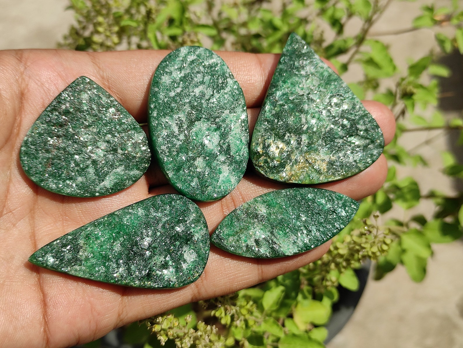 AVENTURINE QUARTZ Green Aventurine Quartz Healing Crystals Cabochon ...
