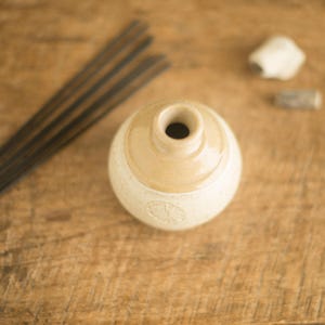 Pottery Reed Diffuser, Ceramic Essential Oil Diffuser - Etsy