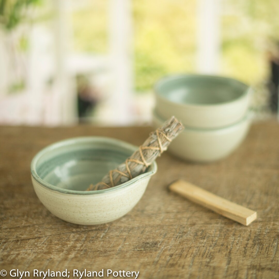 Handmade Stoneware Smudge Bowl: Speckled White Ceramic - Etsy