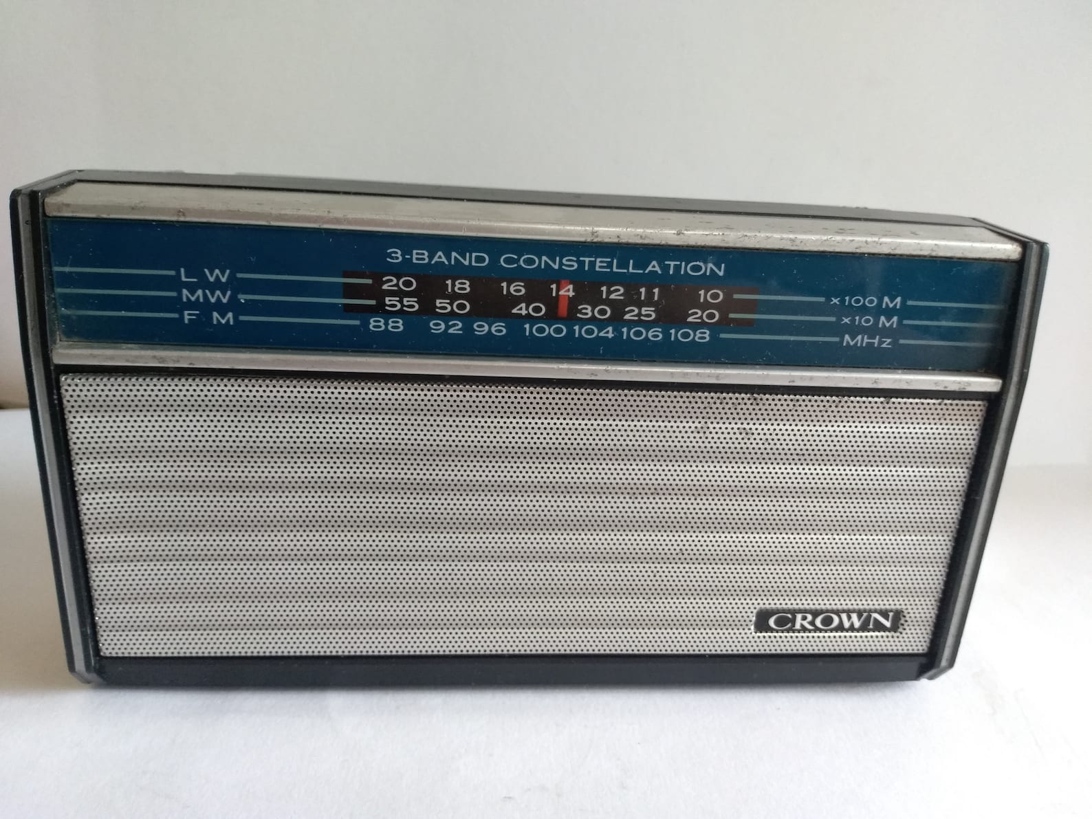 Rare Crown Radio 3-band Constellation TRF-2700L Unique Retro - Etsy