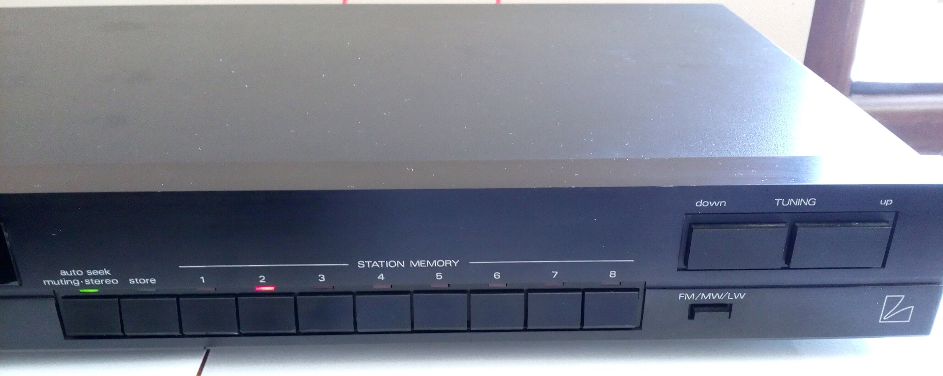 Luxman T 100 L Digital Synthesized AM/ FM Stereo Tuner Hi-fi Equipment 80-s High Class Retro ...