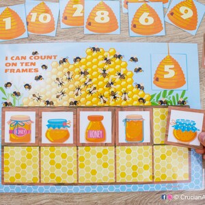 Honeybee Ten Frames Counting. Honey Bee Numbers 1-10 Printable ...