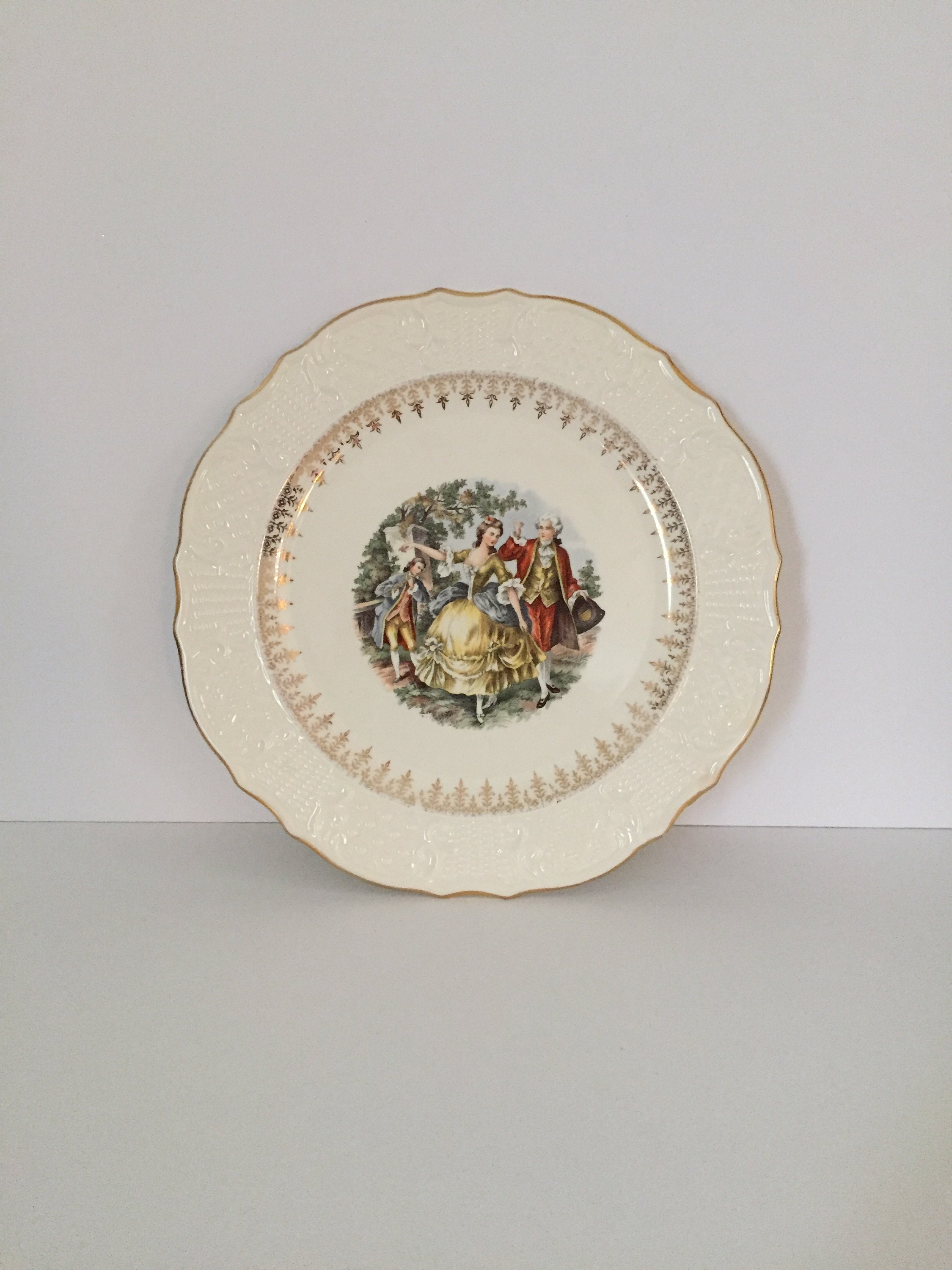 Vintage Vogue Washington Colonial Dinnerware plate | Etsy