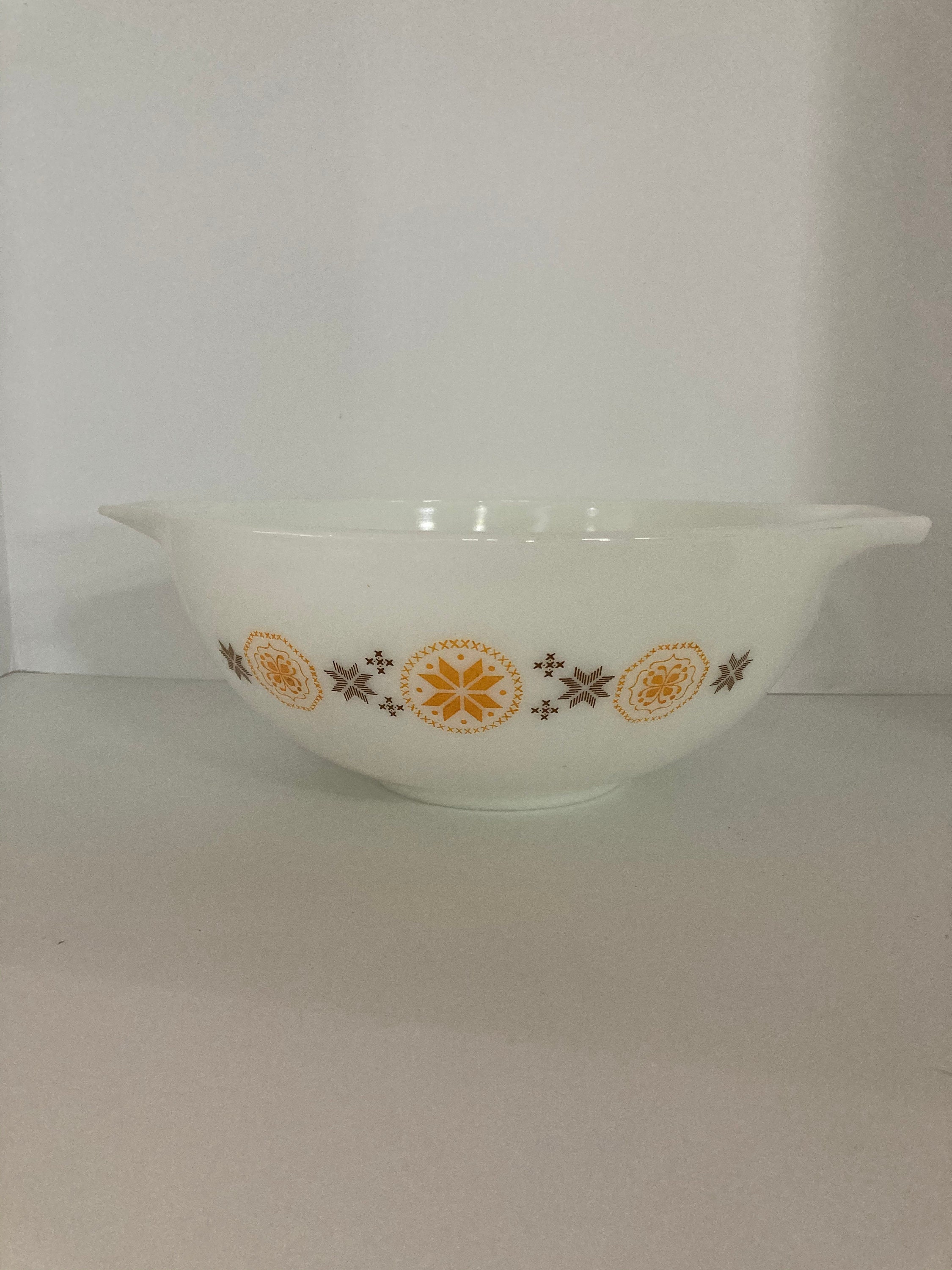 Home & Living Kitchen & Dining Vintage Pyrex Town & Country Cinderella ...