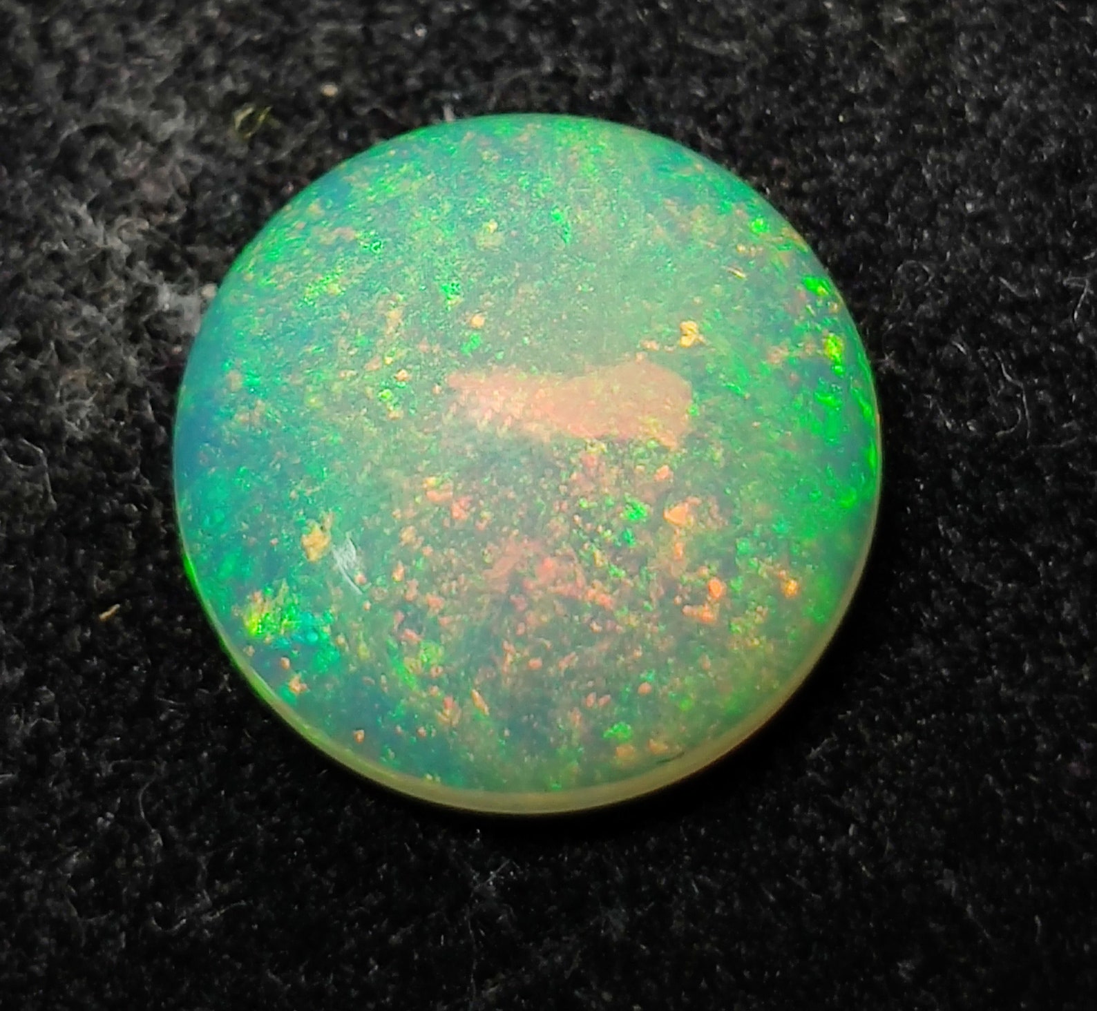 Natural 5 Carats Round Snow Opal Opal With Full Fire Round | Etsy