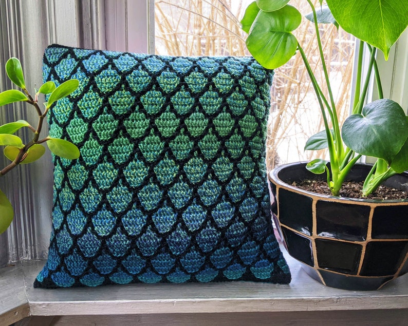 Dragon Scales Mosaic Crochet Pattern Chart by Sixel Design - Etsy Australia