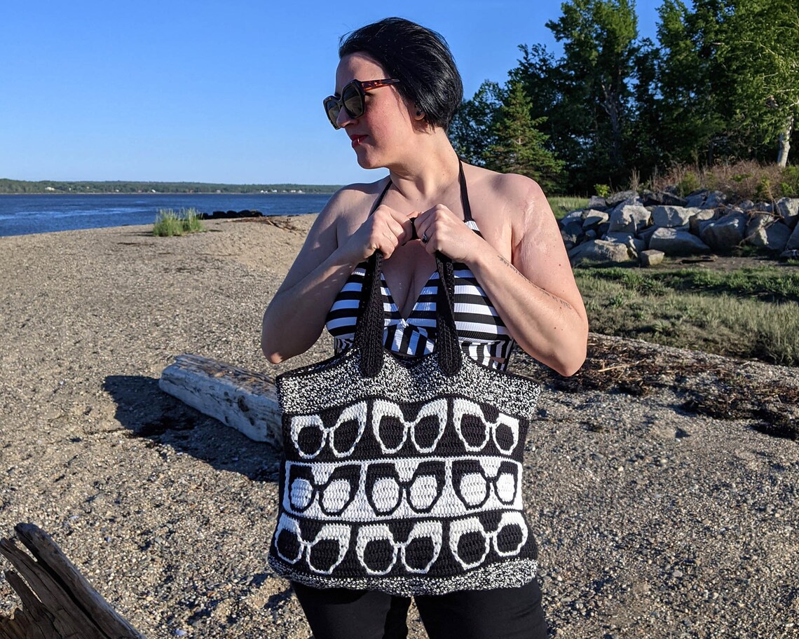 Retro Sunglasses Mosaic Crochet Patterns by Sixel Design - Etsy