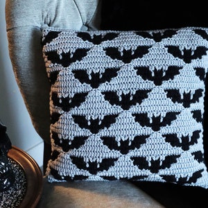 Batty Mosaic Crochet Pattern Bat Chart by Sixel Design - Etsy