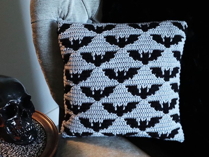 Batty Mosaic Crochet Pattern Bat Chart by Sixel Design - Etsy