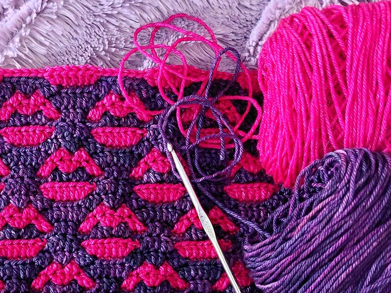 Kisses Mosaic Crochet Pattern Chart by Sixel Design - Etsy