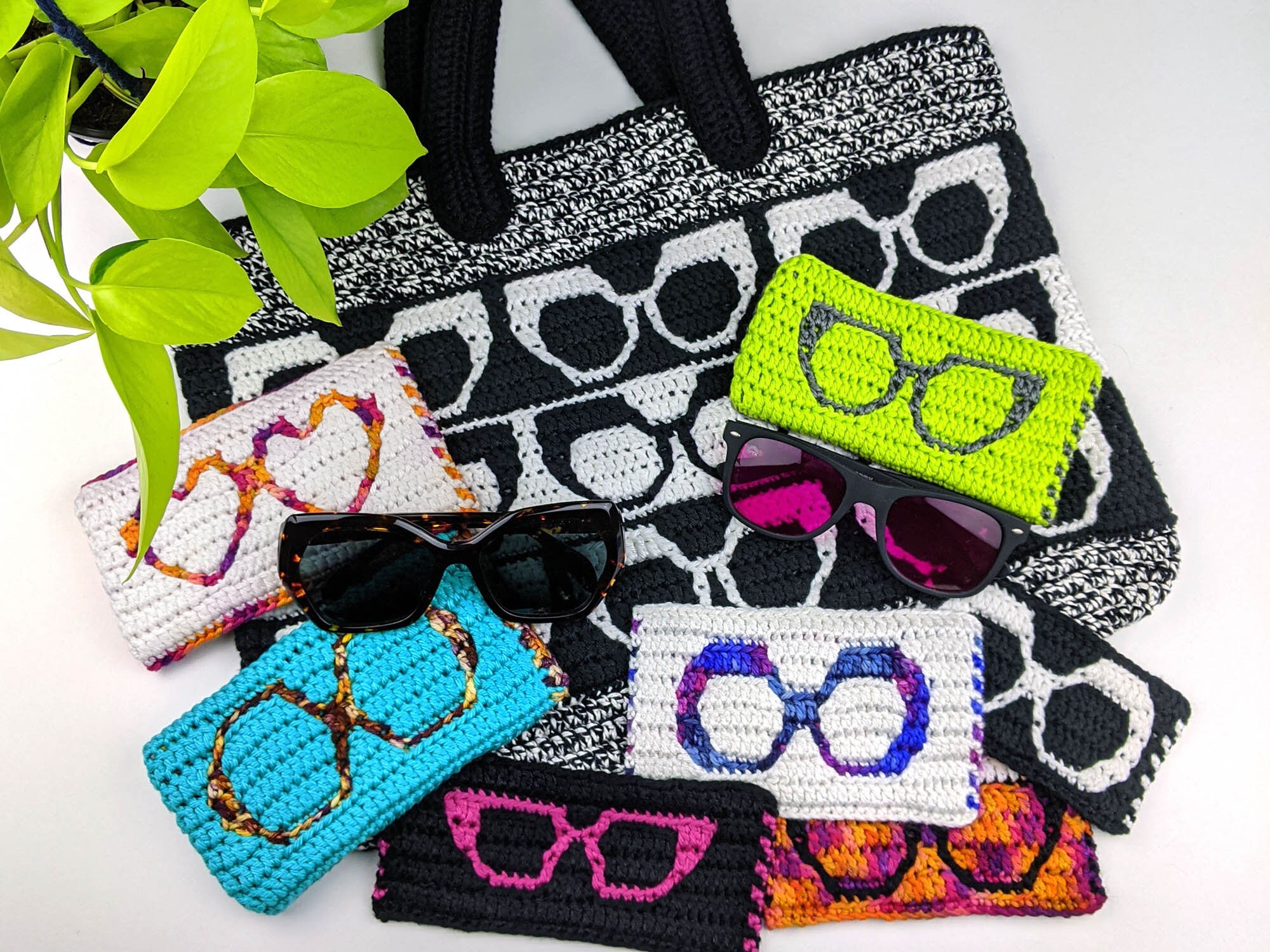 Retro Sunglasses Mosaic Crochet Patterns by Sixel Design - Etsy