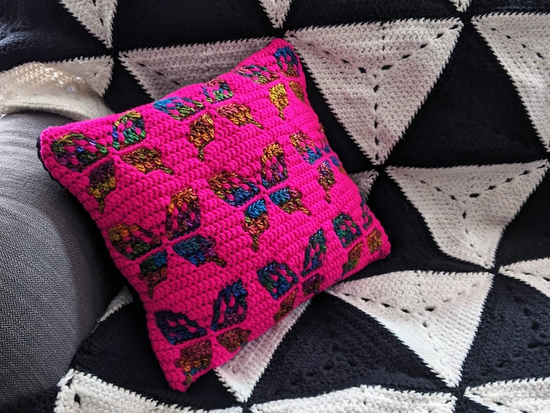 Butterfly Wings Mosaic Crochet Patterns by Sixel Design - Etsy