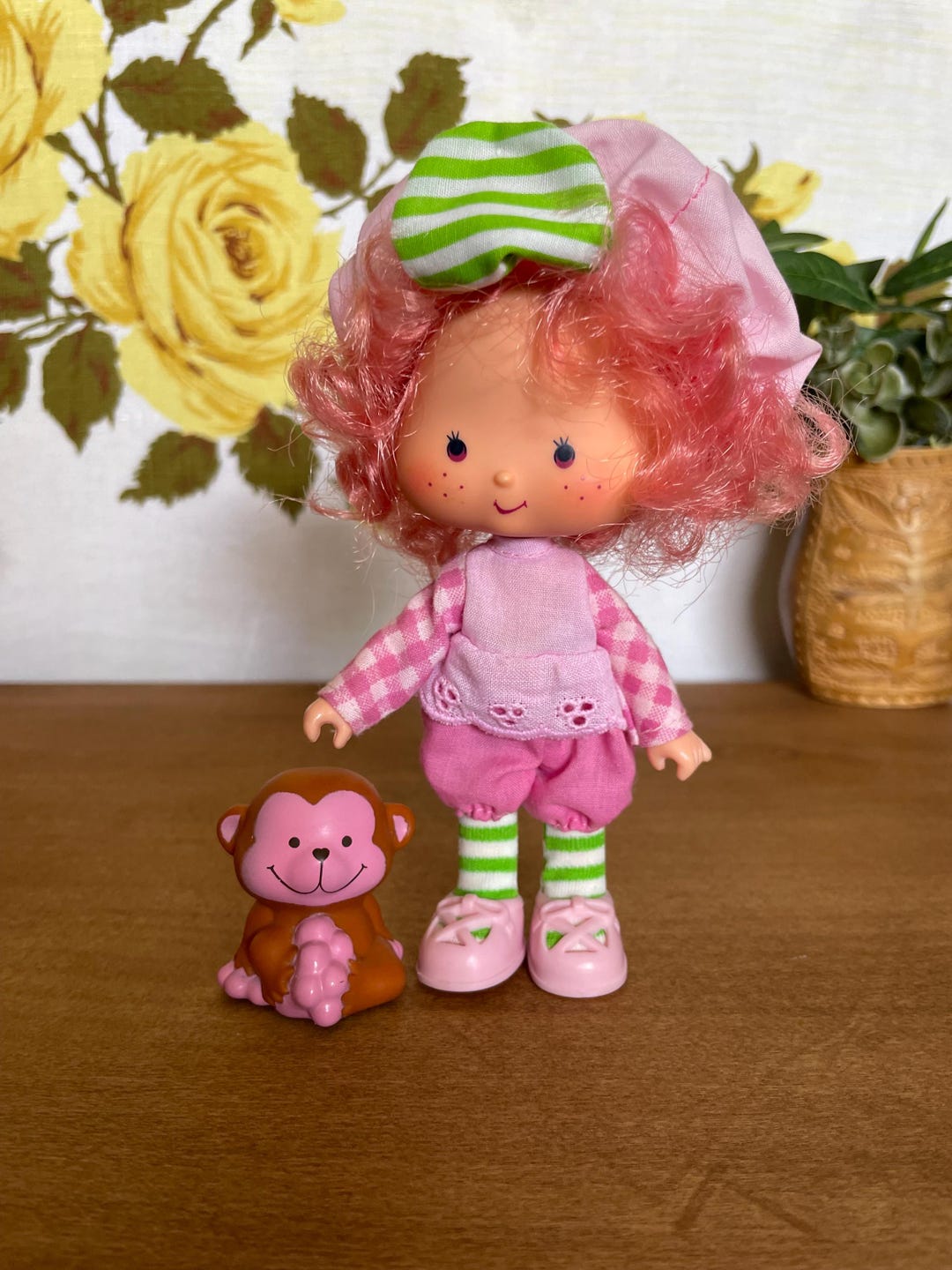 Raspberry Tart With Rhubarb Pet - Strawberry Shortcake Friend - Kenner ...