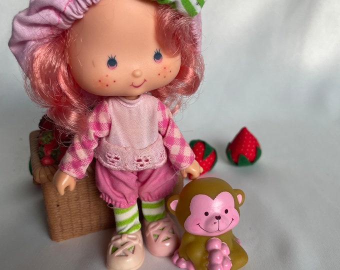 Raspberry Tart With Rhubarb Pet - Strawberry Shortcake Friend - Kenner ...