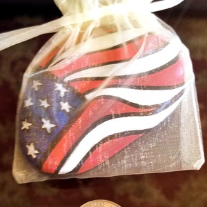 American Flag painted rock patriotic painted stone Fourth of | Etsy
