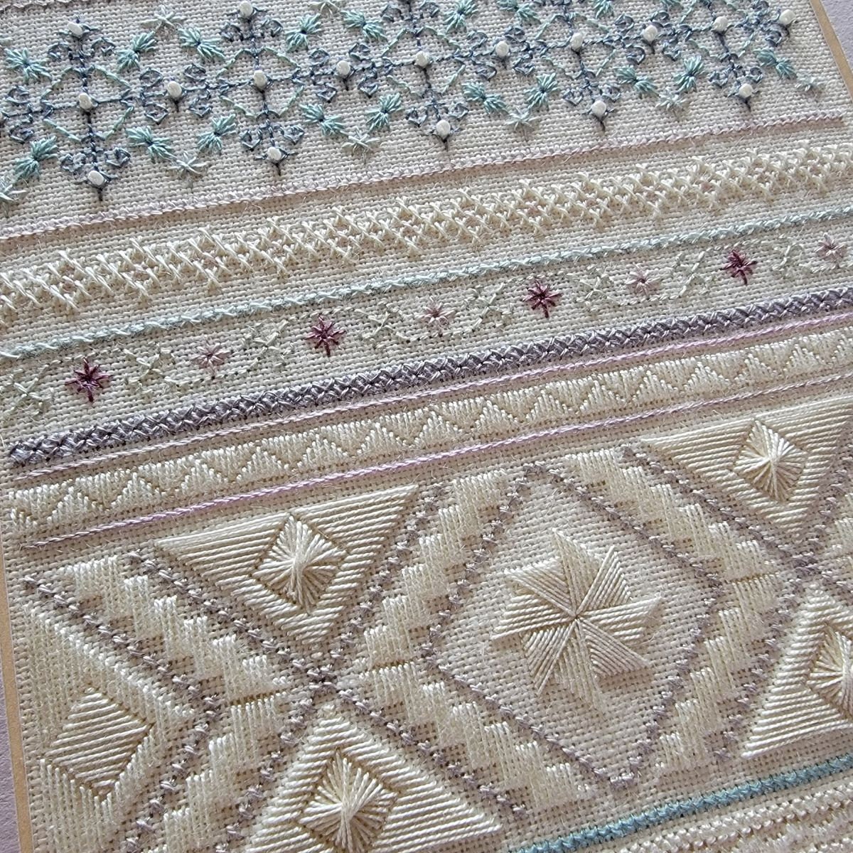 Spun Silk Band Sampler PDF Graph, Specialty Stitches Linen Needlework ...